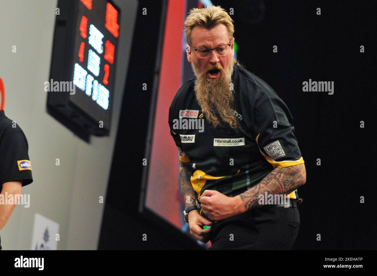 WOLVERHAMPTON, ENGLAND - NOVEMBER 12: Simon Whitlock of Australia ...