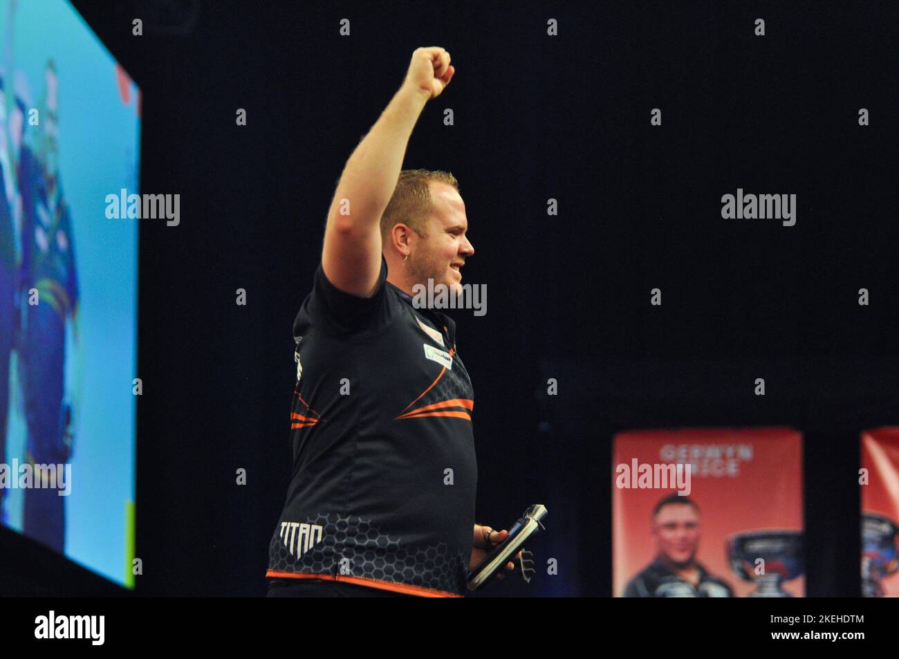 WOLVERHAMPTON, ENGLAND - NOVEMBER 12: Dirk van Duijvenbode of the ...