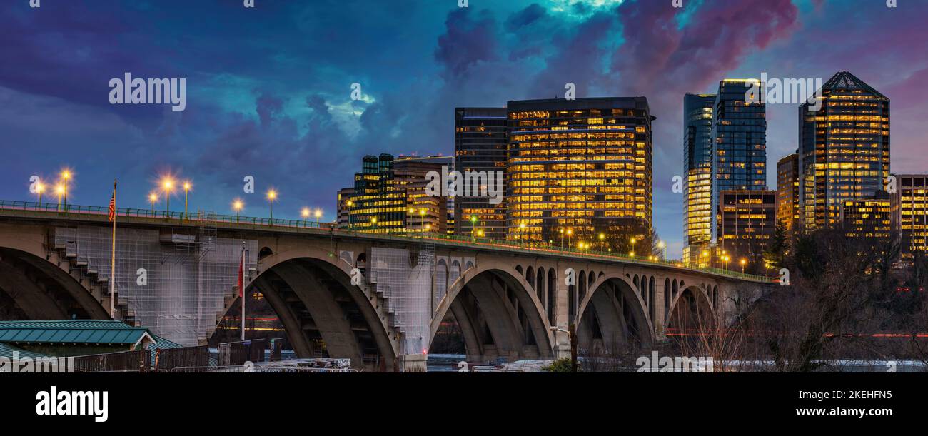 Key bridge at night in Washington DC Stock Photo - Alamy