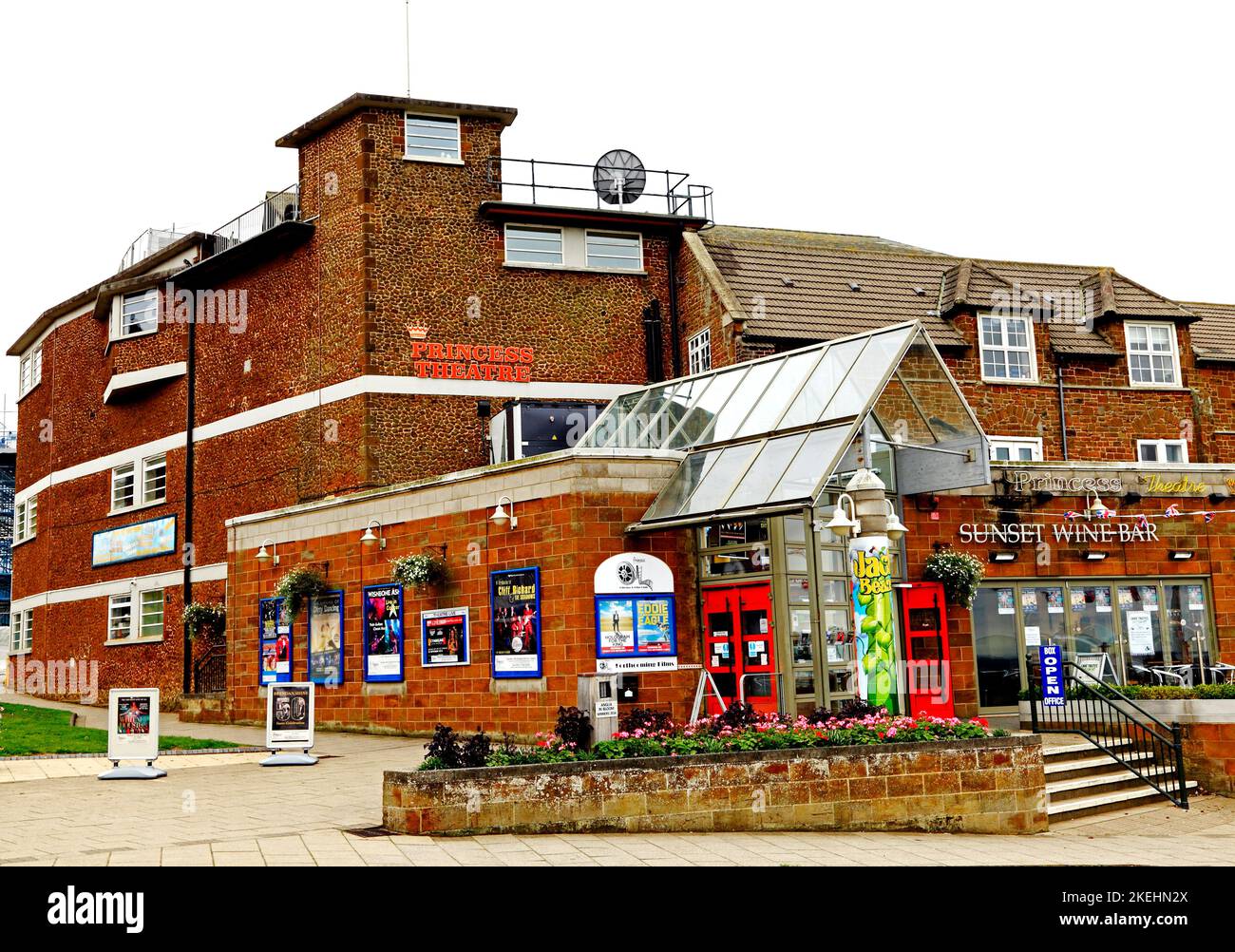 Princess Theatre, Hunstanton, Norfolk, England, UK Stock Photo - Alamy