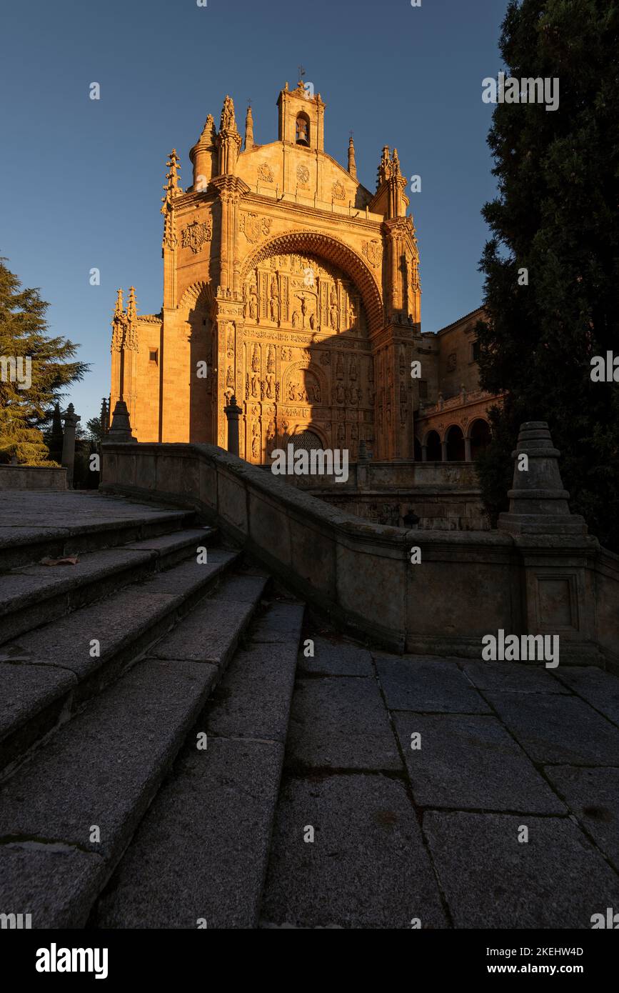 Convento de San Esteban Salamanca Stock Photo - Alamy Convento de San Esteban Salamanca Stock Photo - Alamy