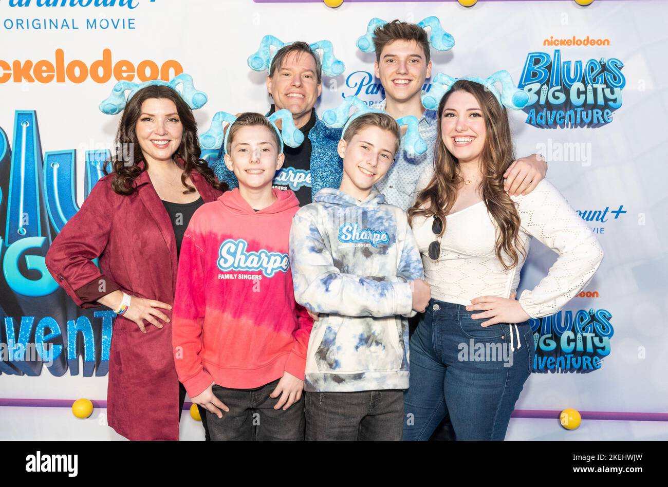 Sharpe Family Singers attend premiere of Blue's Big City Adventure at ...