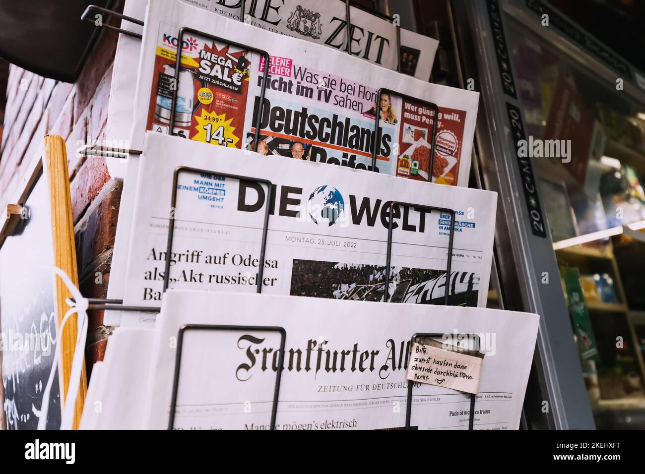 25 July 2022, Munster, Germany: Die Welt newspaper and other press ...
