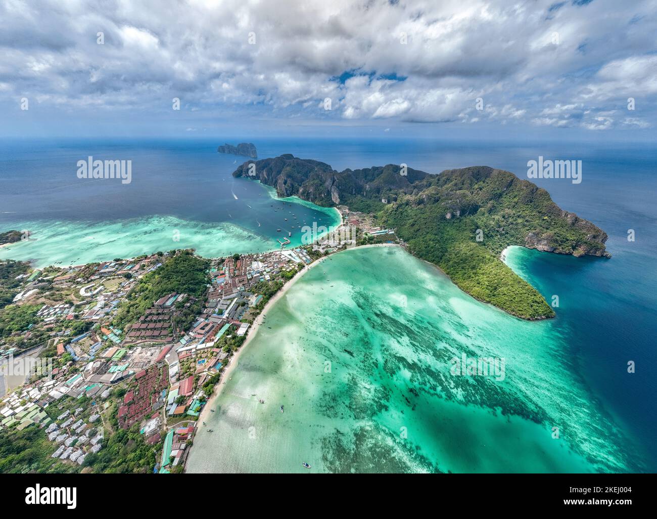 Ton sai pier hi-res stock photography and images - Alamy