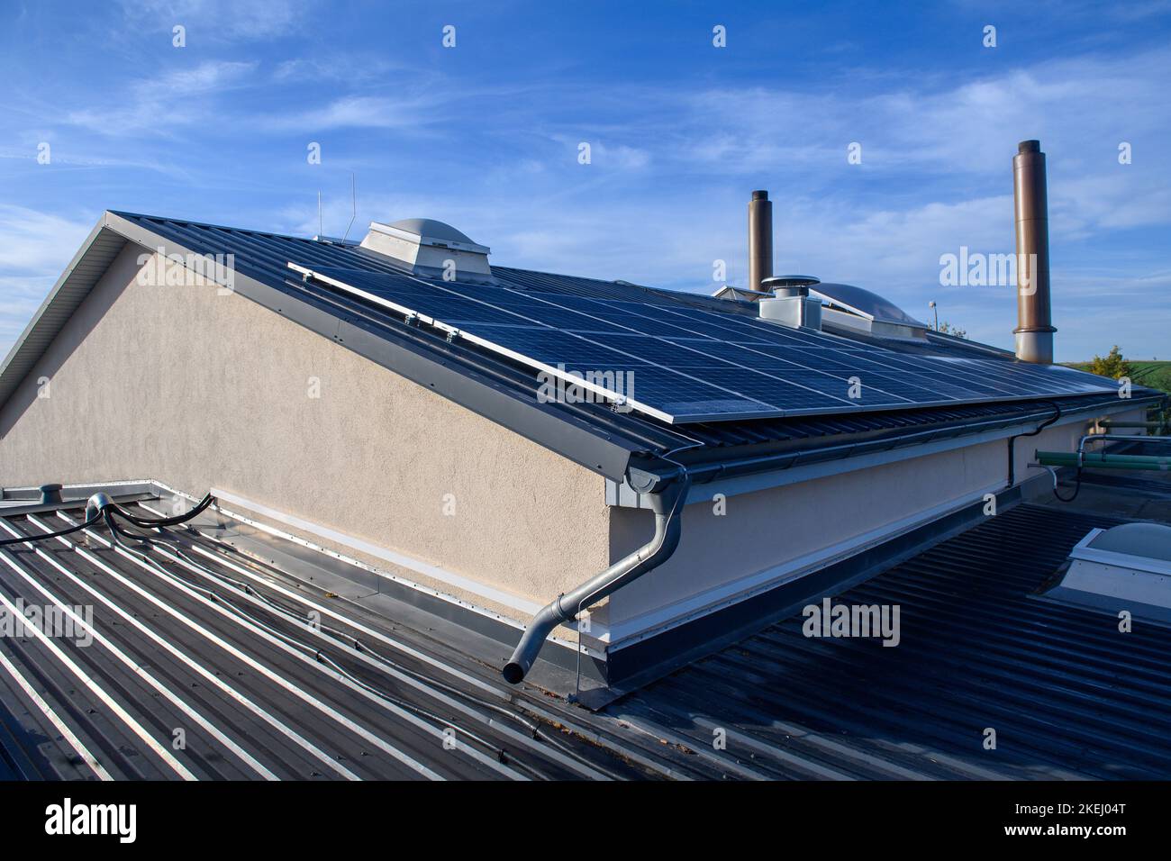 PRODUCTION - 08 November 2022, Saxony-Anhalt, Schönebeck (Elbe): The ...