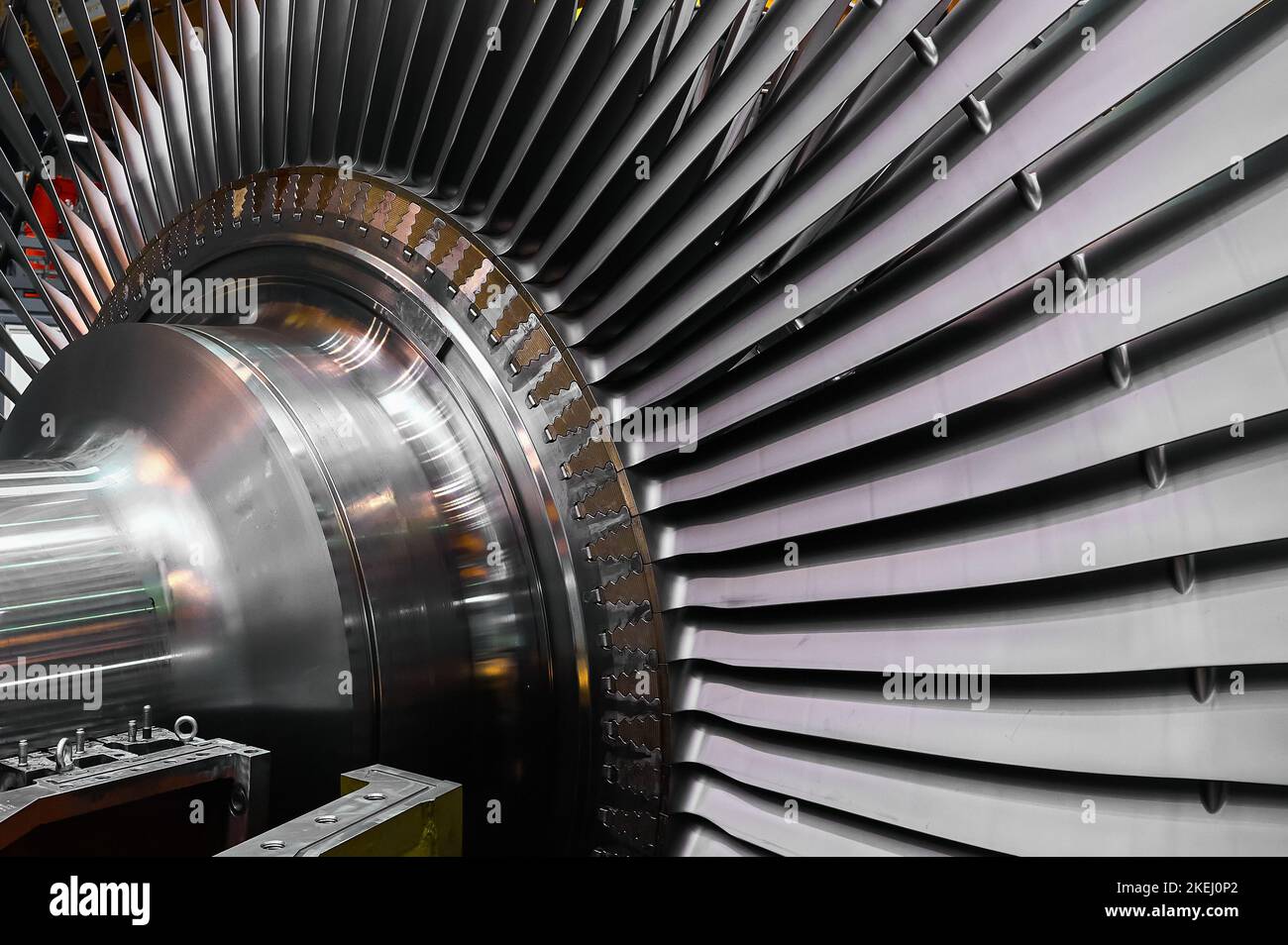 Rotor with blades of powerful steam turbine in workshop Stock Photo - Alamy
