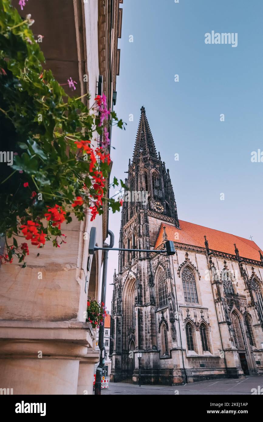 Lamberti church belfry tower at Prinzipal market square Stock Photo - Alamy