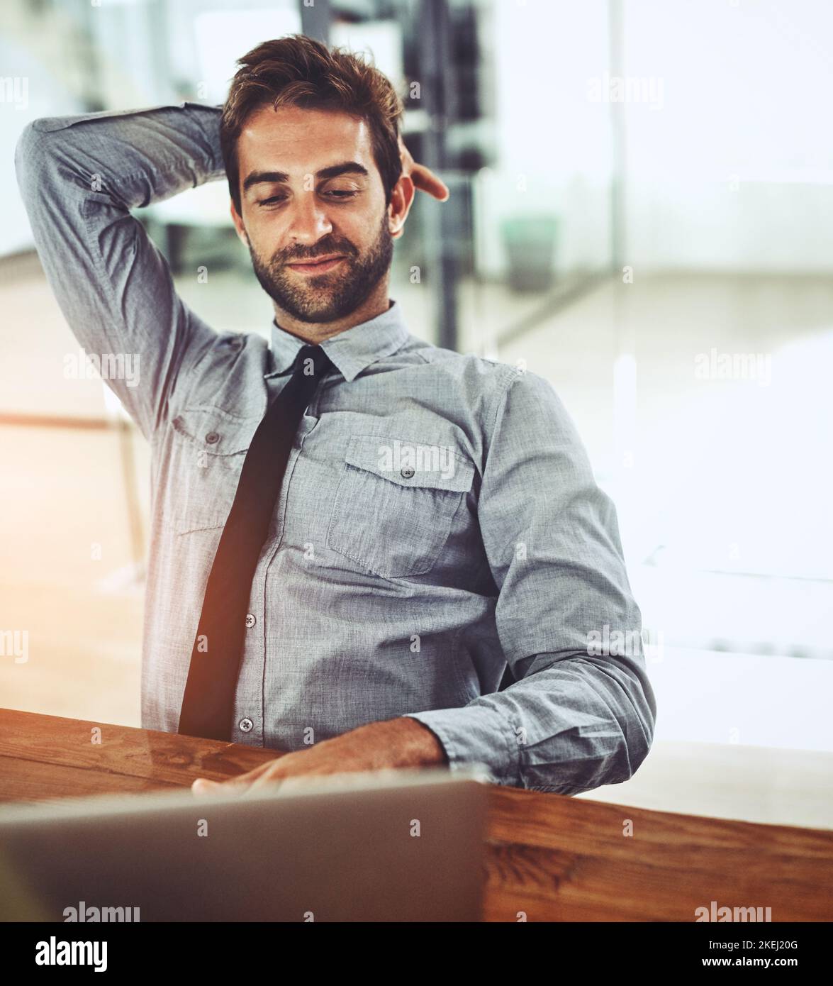 End of desk hi-res stock photography and images - Alamy