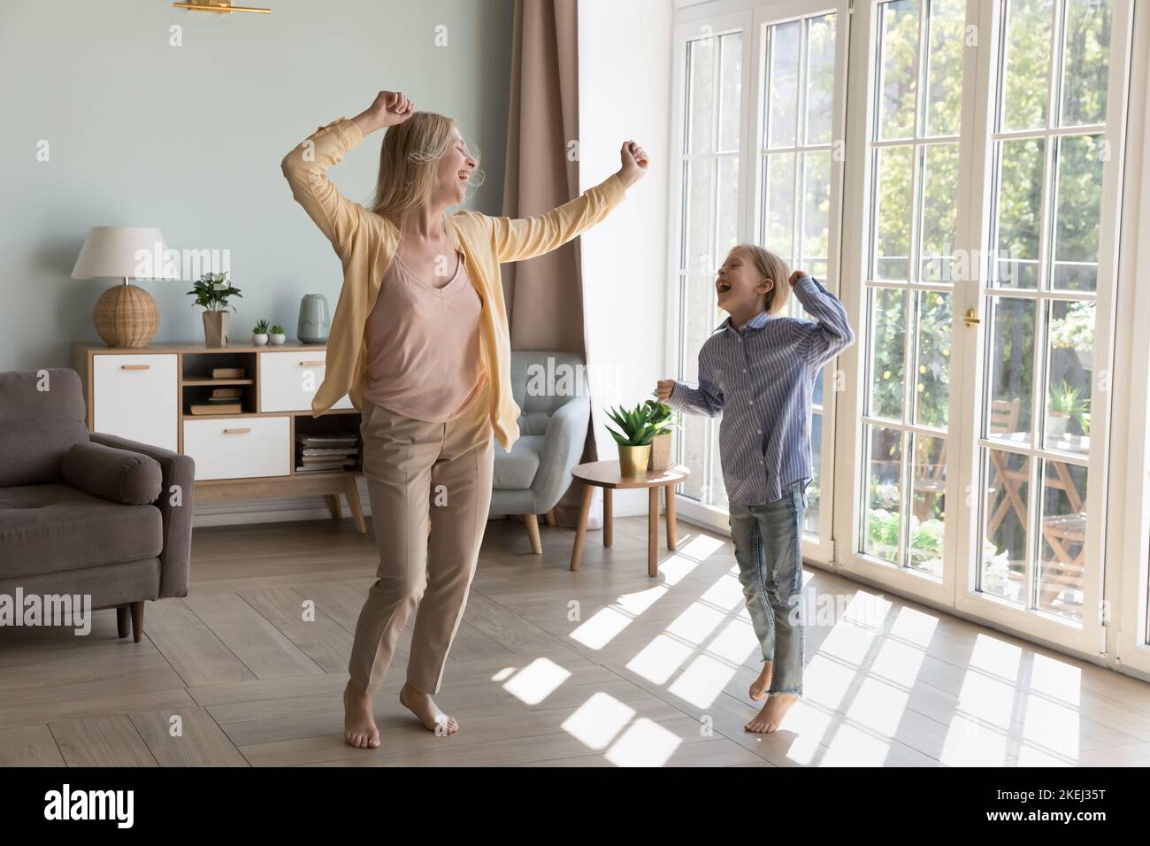 Daughter friends hi-res stock photography and images - Alamy