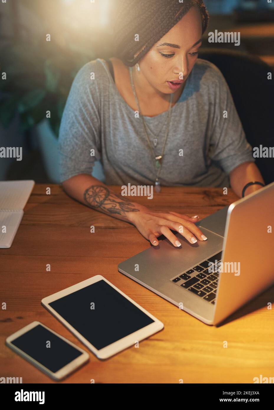 Woman late for work hi-res stock photography and images - Alamy