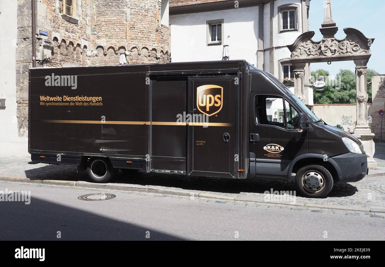 Camion logo hi-res stock photography and images - Alamy