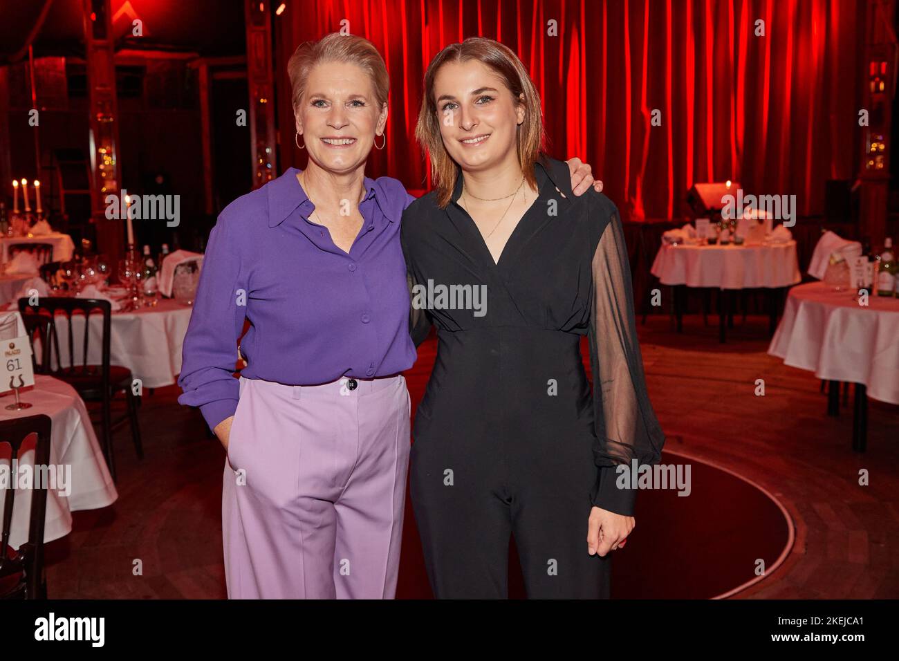 Hamburg, Germany. 12th Nov, 2022. Cornelia Poletto (l), chef, and her ...