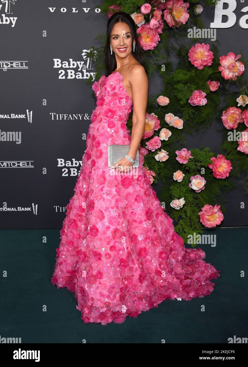 Jessica Alba arriving to the 2022 Baby2Baby Gala Presented by Paul ...