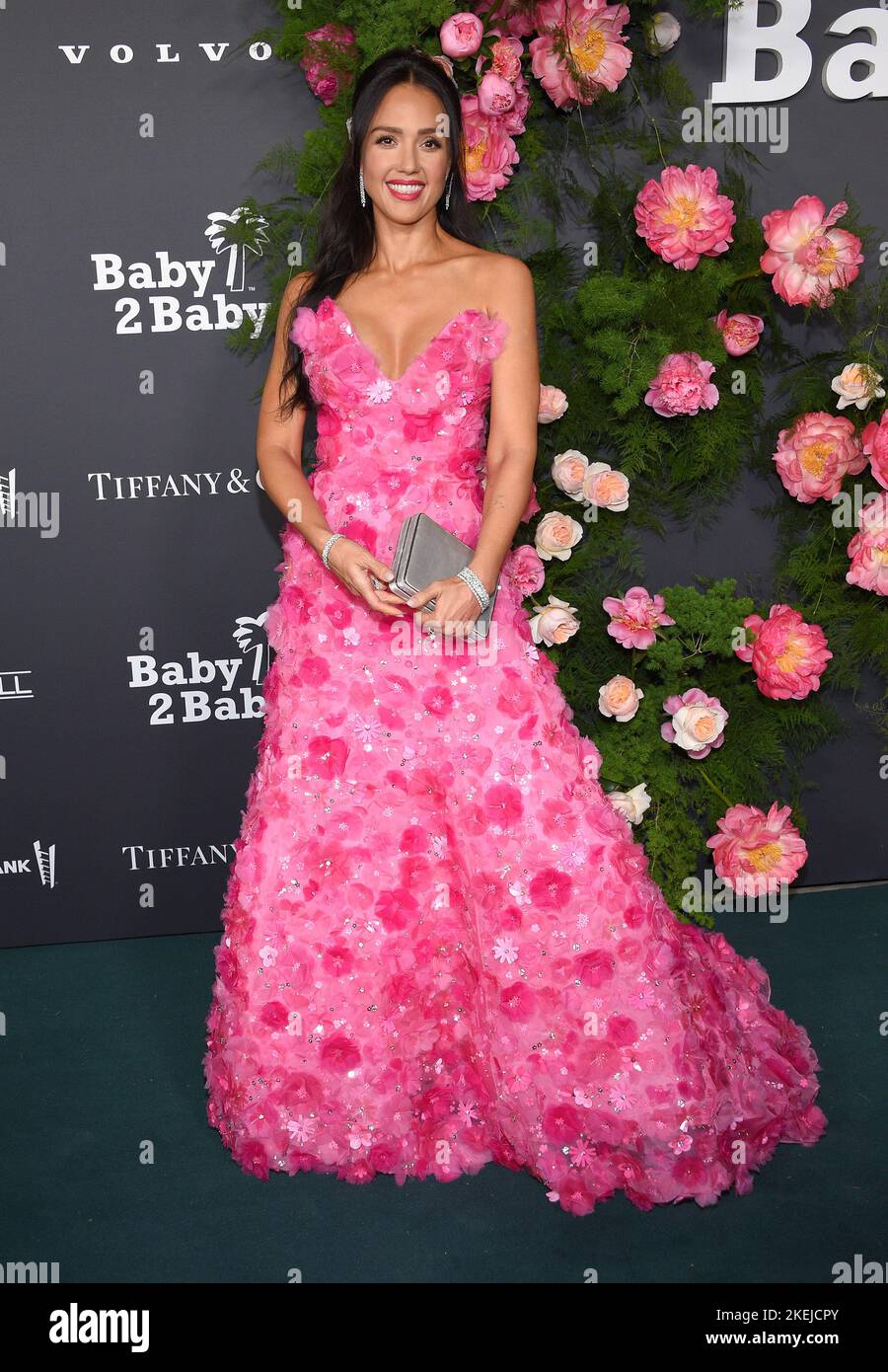 Jessica Alba arriving to the 2022 Baby2Baby Gala Presented by Paul ...
