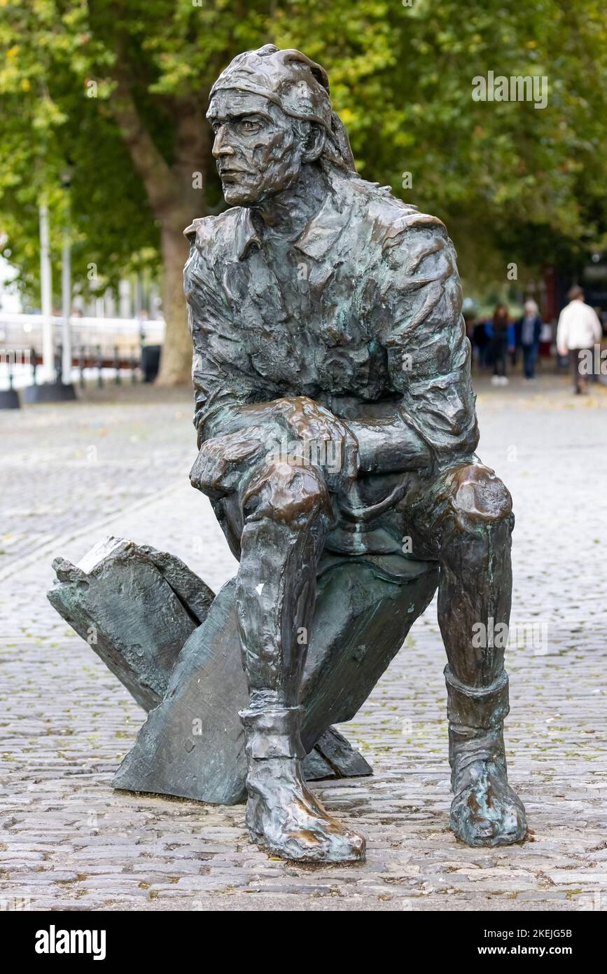 Sculpture of John Cabot who sailed from Bristol in 1497 on The Mathew ...