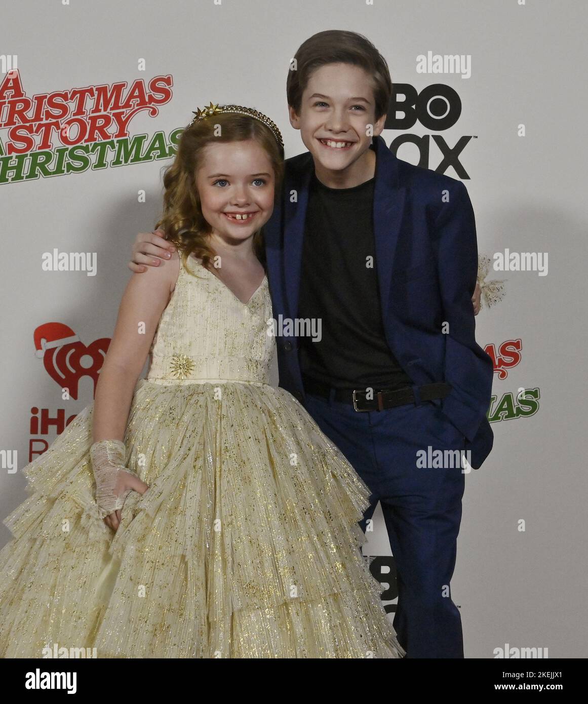 Los Angeles, United States. 12th Nov, 2022. Cast members Julianna Layne ...