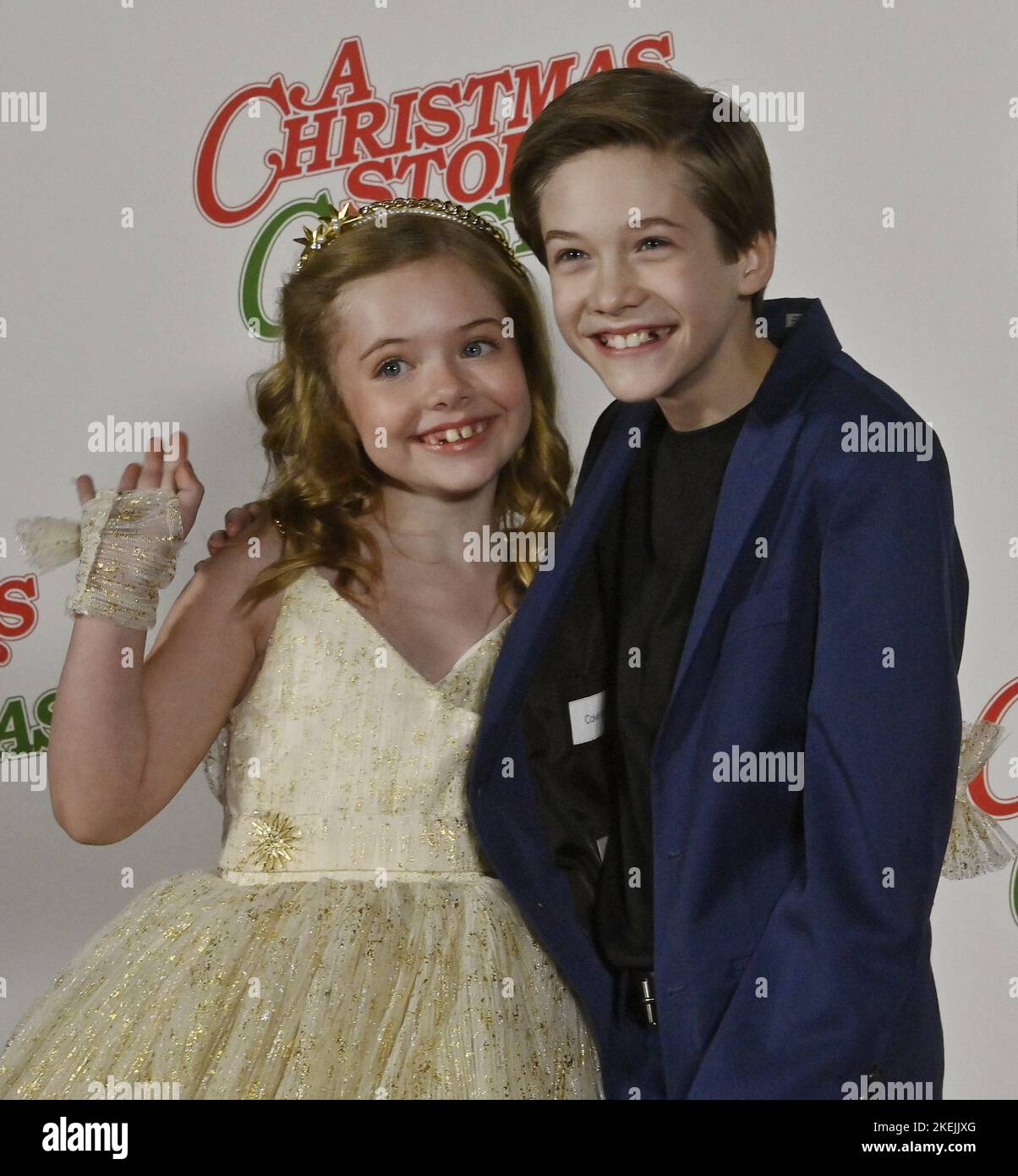 Los Angeles, United States. 12th Nov, 2022. Cast members Julianna Layne ...