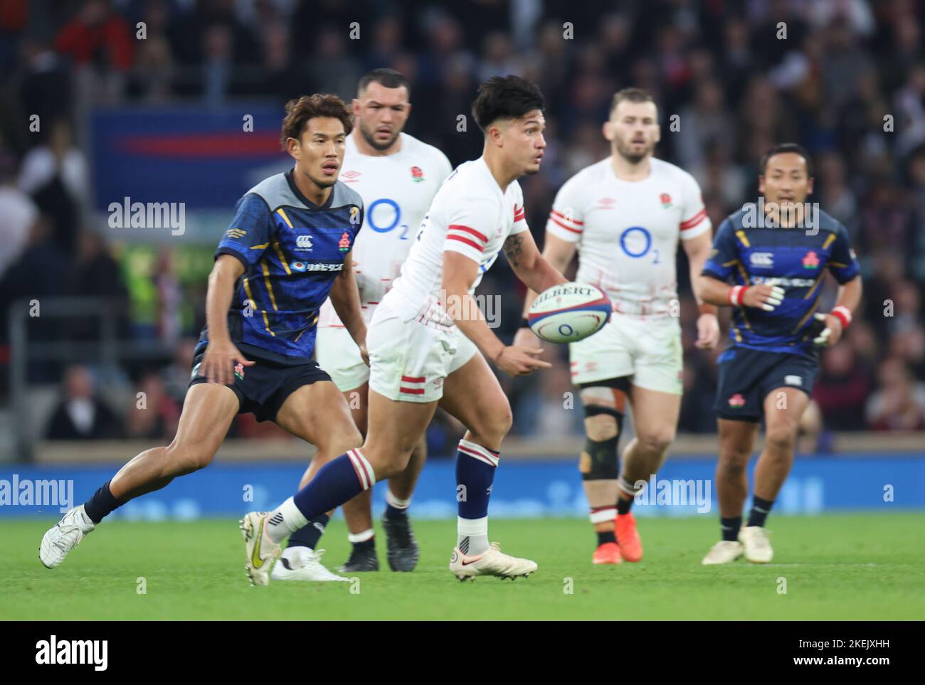 London ENGLAND - November 12: England's Marcus Smith during Autumn ...