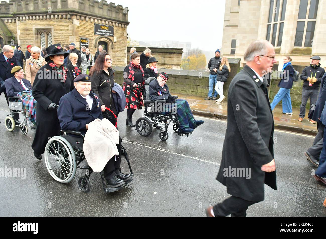 York, UK, 13th November 2022, Remembrance Sunday. Serving military and ...