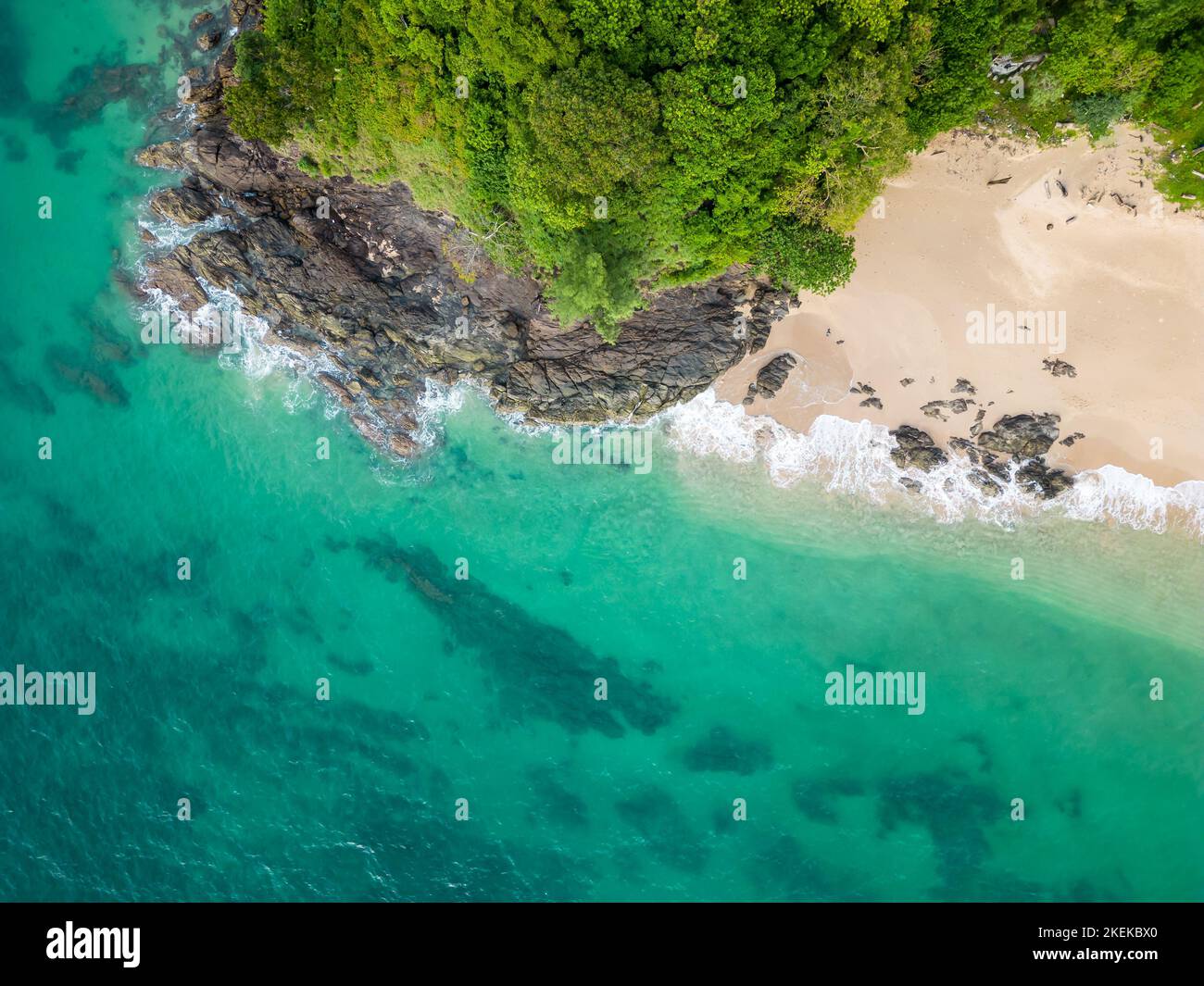 Aerial top down view of tropical beach with turquoise water, white sand ...