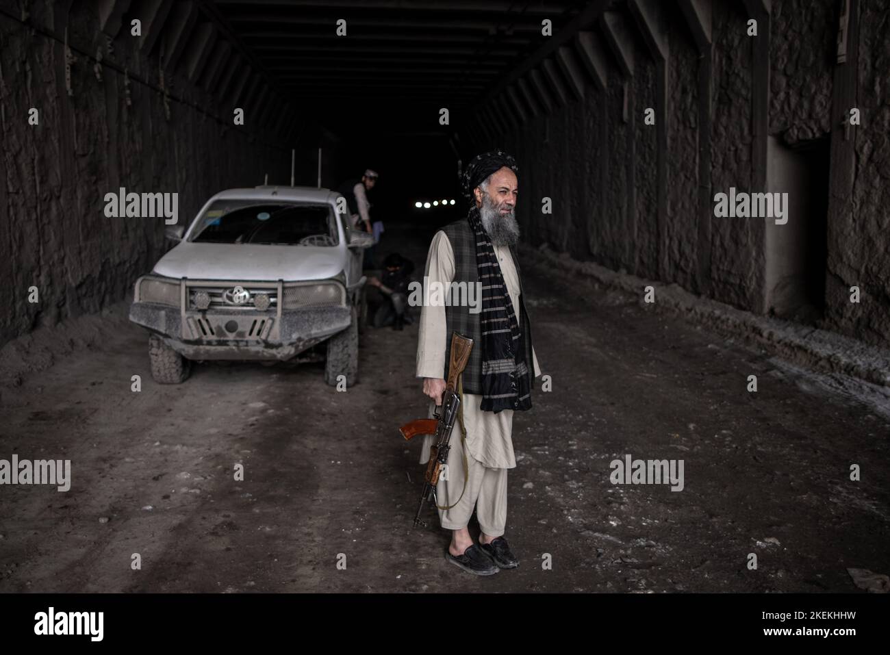 Ak 47 taliban hi-res stock photography and images - Alamy