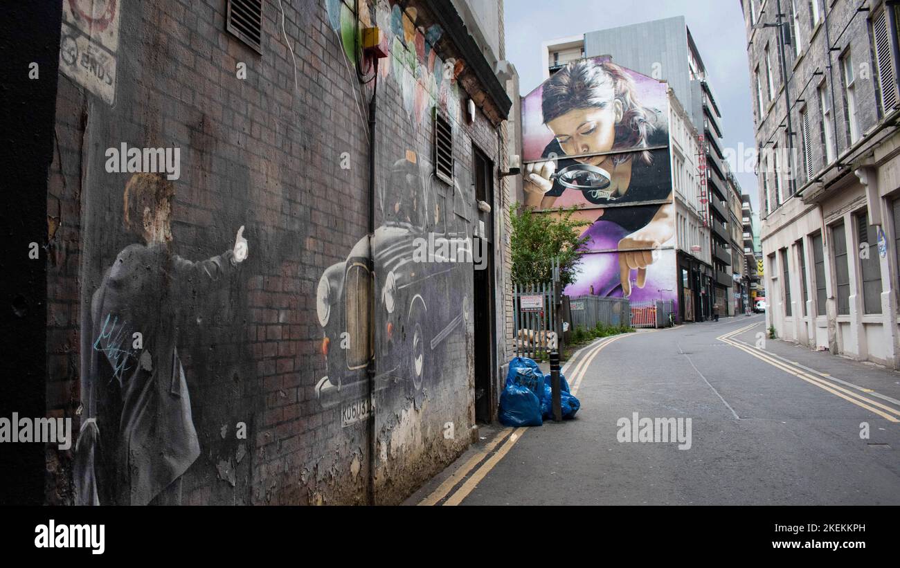 Murals in Mitchell St, a crossroad of Argyle St - Glasgow Stock Photo ...