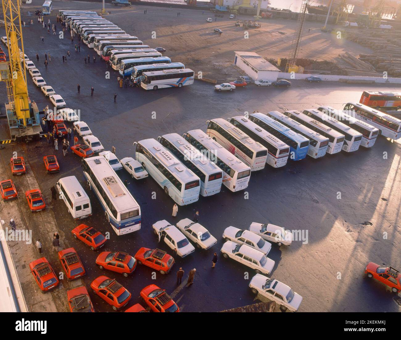 Cargo de aparcamiento hi-res stock photography and images - Alamy