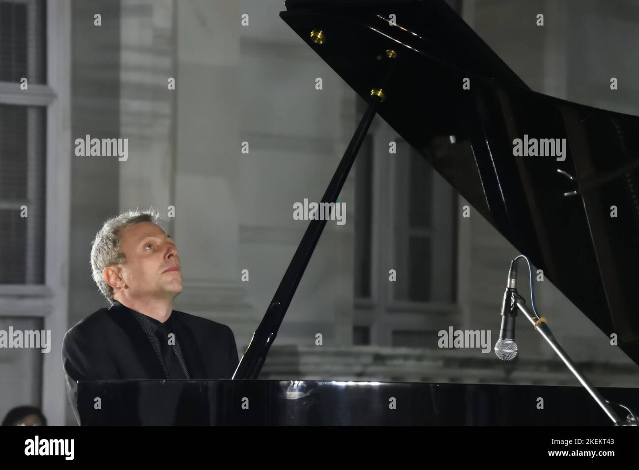 French pianist, Maxime Zecchini, performs western classical to popular ...