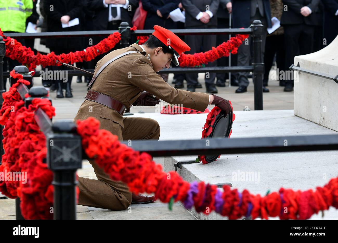 13 11 2022 remembrance sunday parade hi-res stock photography and ...