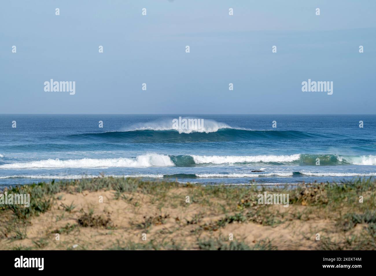 Perfect wave in the ocean surf background Stock Photo - Alamy