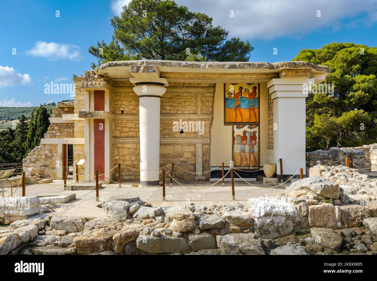 Knossos palace. Crete, Greece. Knossos palace - largest Bronze Age ...