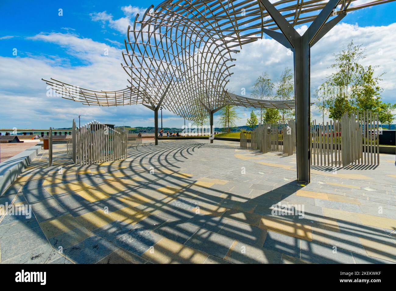 The Tay Whale sculpture by Lee Simmons, Waterfront Place, Dundee ...