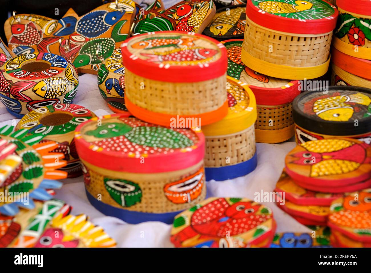 Beautiful Hand crafted colorful decorative items, The craft of each ...