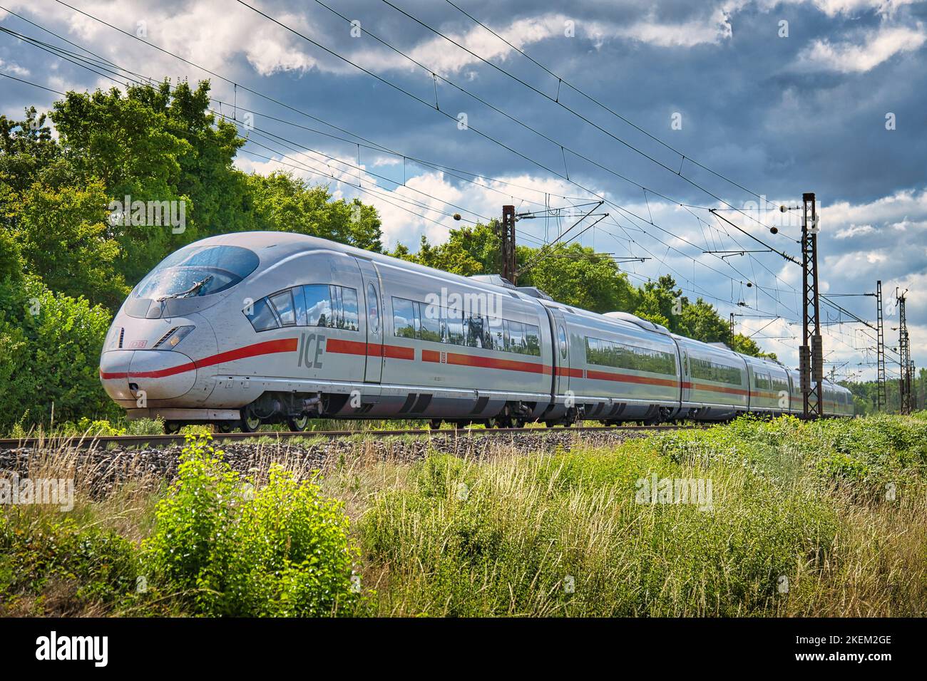 An ICE 3 drives through Thuengersheim Stock Photo - Alamy