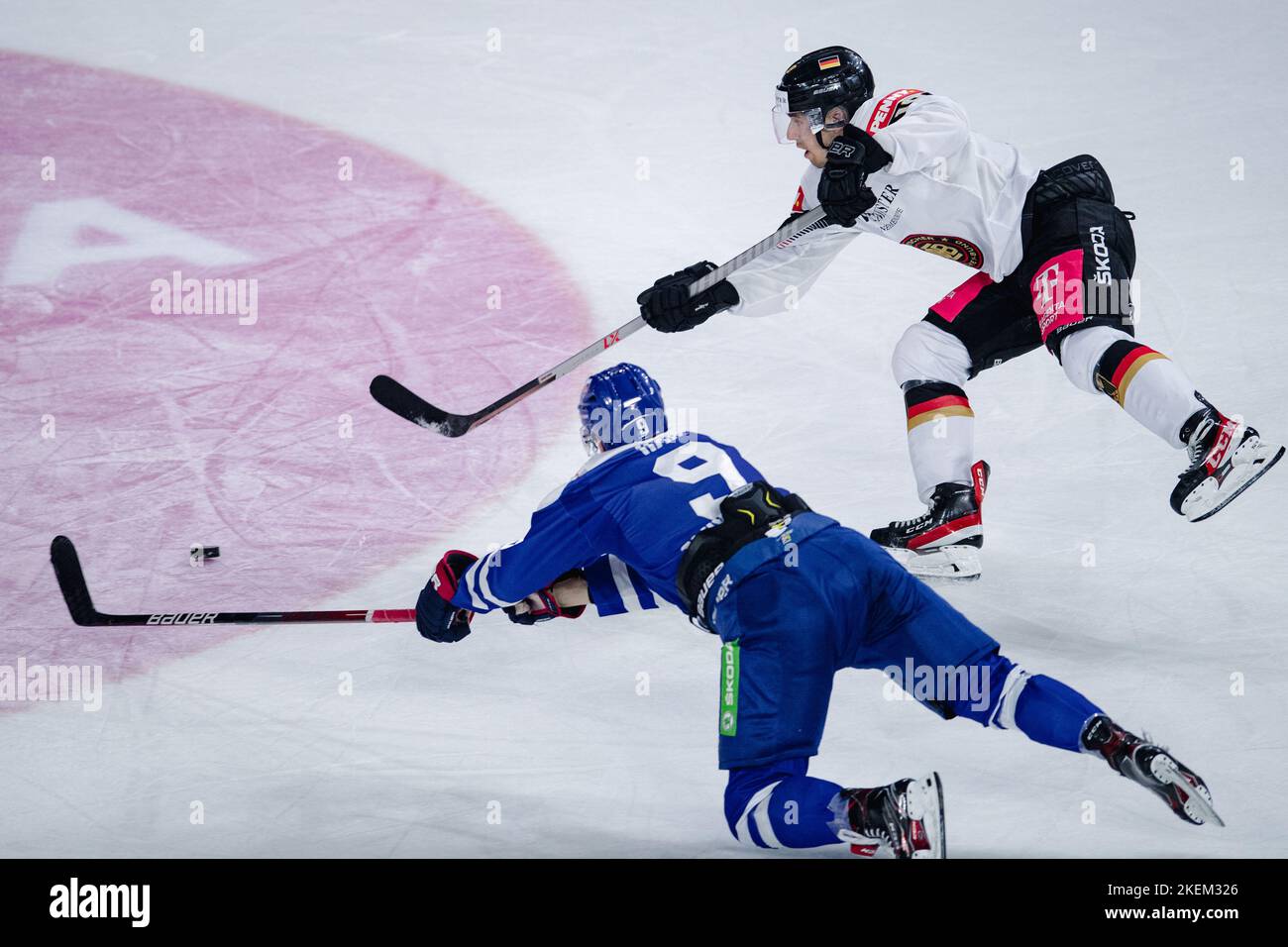 Krefeld, Germany. 13th Nov, 2022. Ice hockey: Deutschland Cup, Germany ...