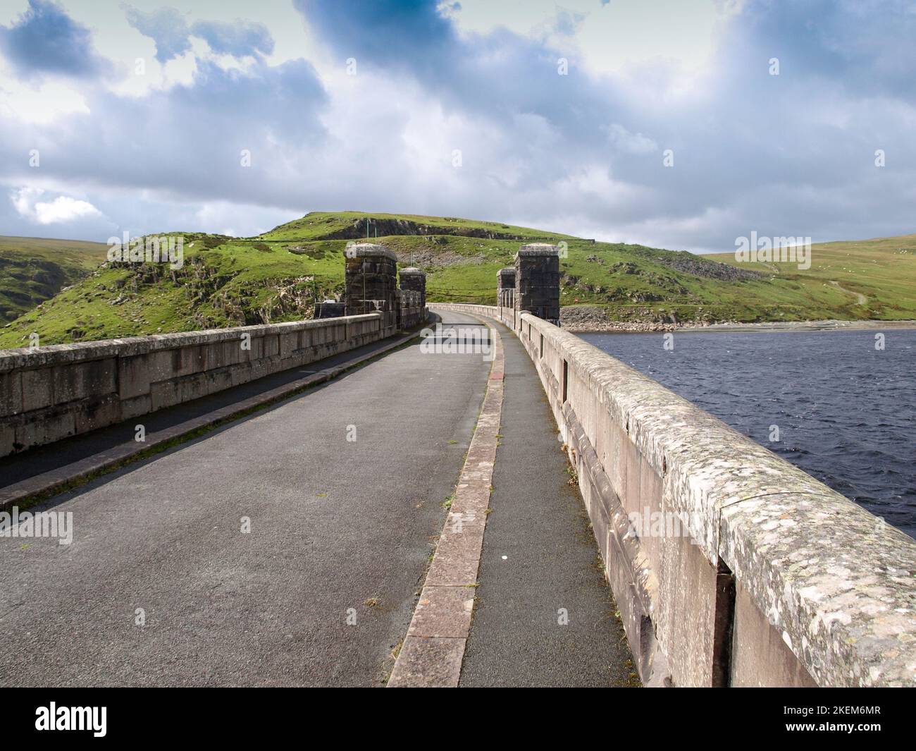 Dam of Clearwen reservoir, Elan Valley, Wales Stock Photo - Alamy