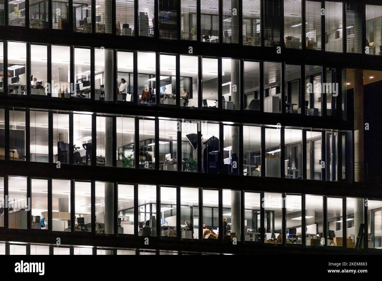Office building in the late evening Stock Photo - Alamy