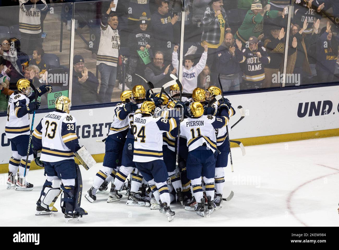 Compton family ice arena hi-res stock photography and images - Alamy