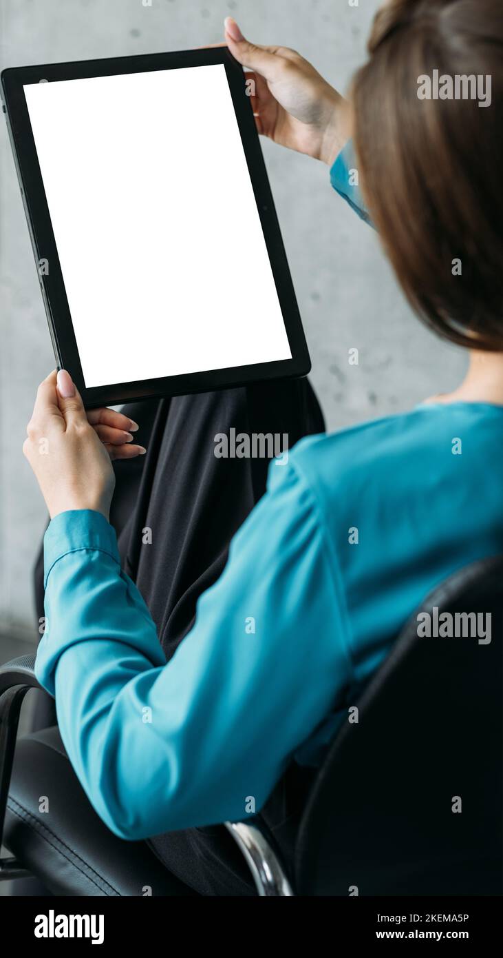 Woman blue light computer hi-res stock photography and images - Alamy