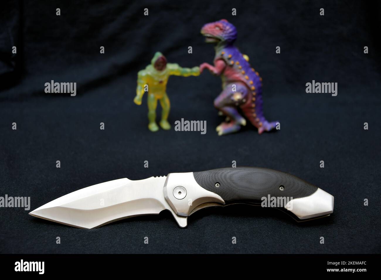 Folding knife beautiful rare design cutting silver edge black handle ...