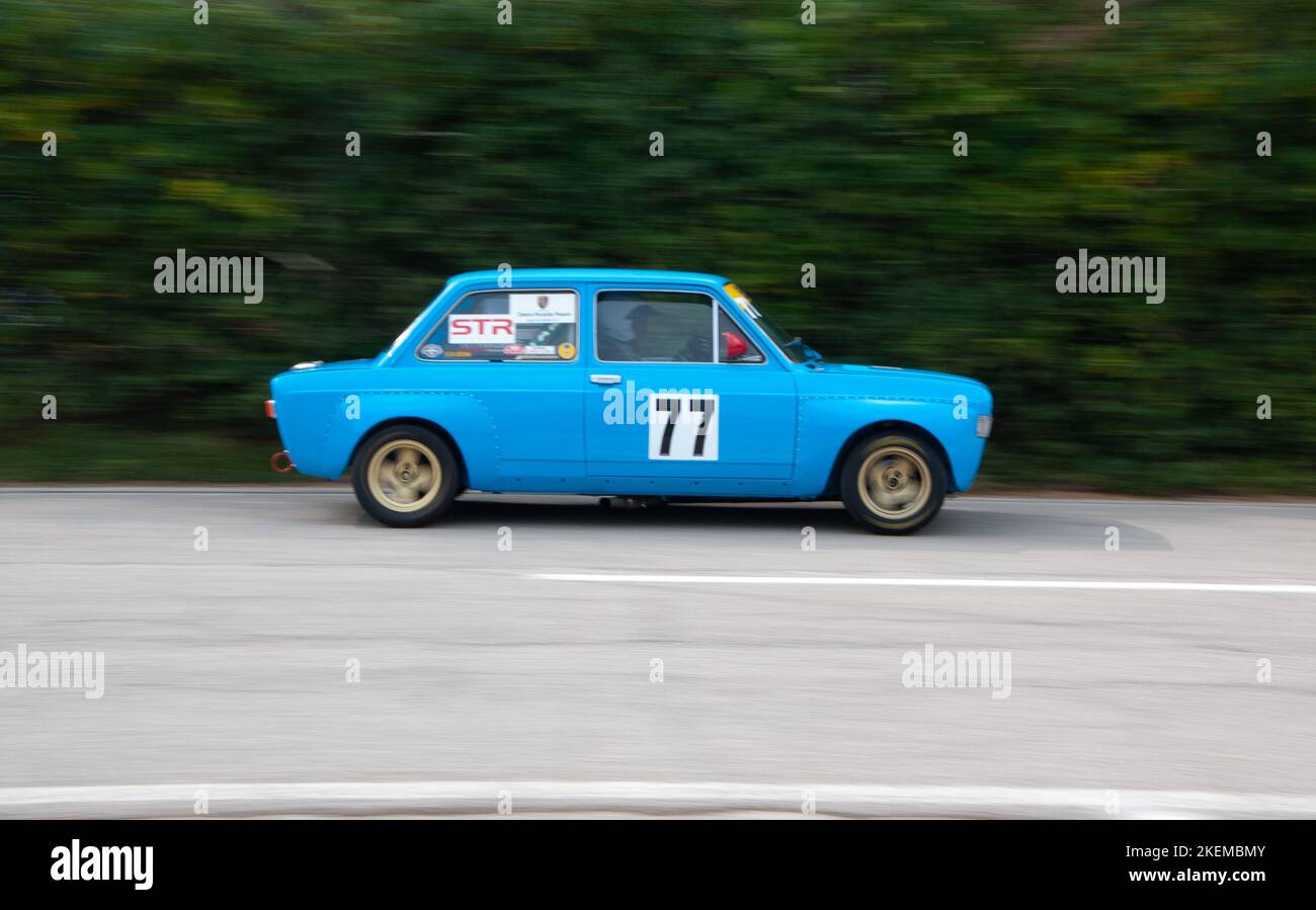 PESARO - ITALY - OTT 09 - 2022 : rally of classic cars fiat 128 rally ...