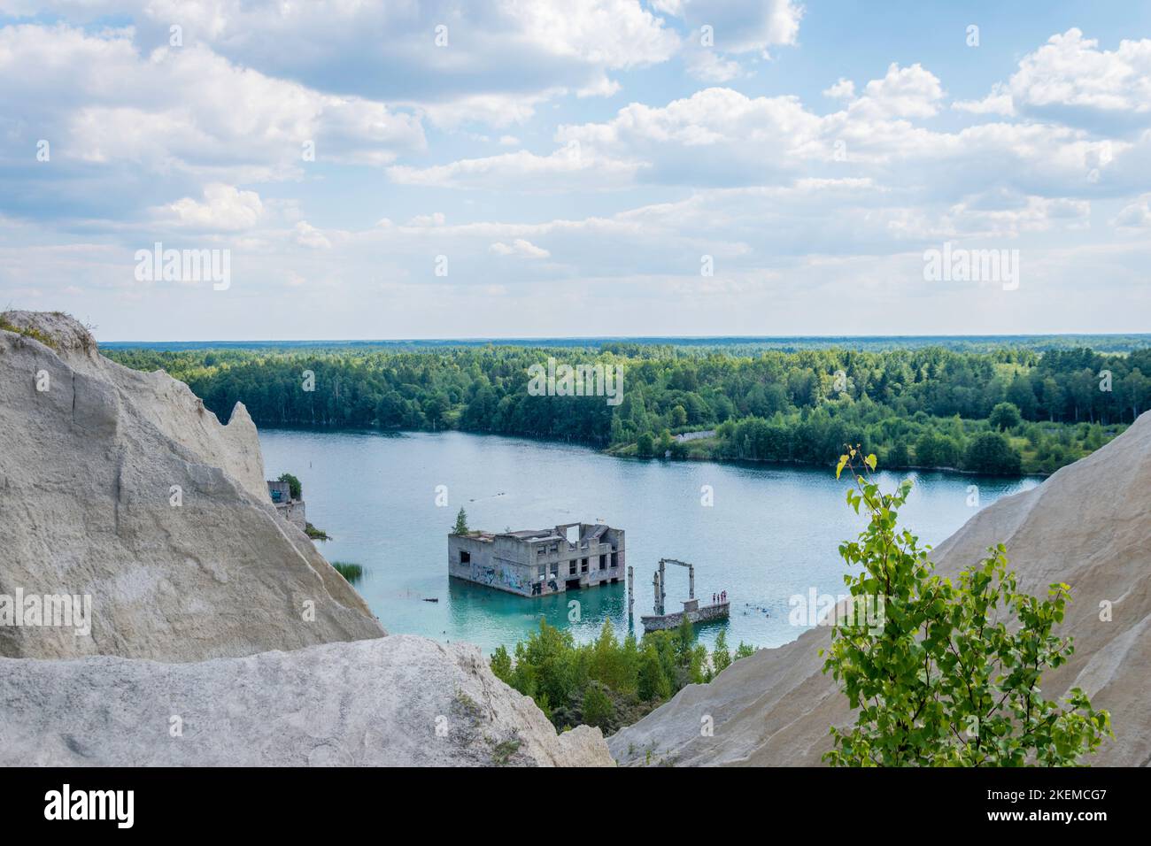 Brick pit pond hi-res stock photography and images - Alamy