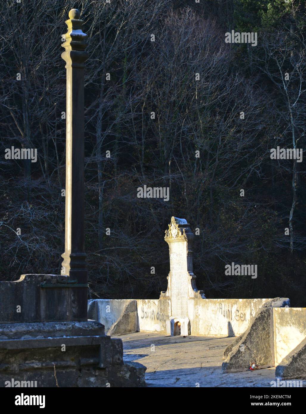 Located in Istanbul, Turkey, Topuzlu Dam was built in 1750 Stock Photo ...