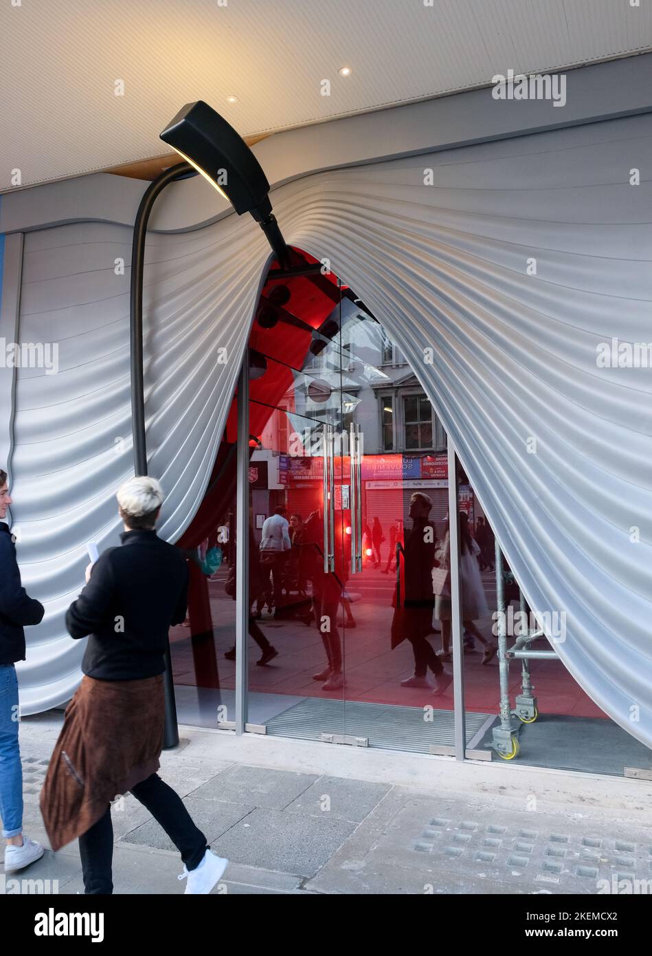 Oxford Street, London, UK. 13th Nov 2022. Twist Museum prepares to open ...