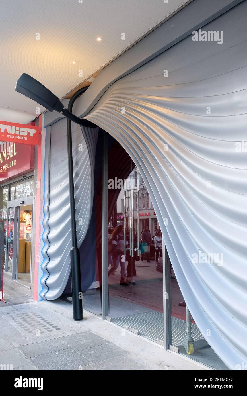 Oxford Street, London, UK. 13th Nov 2022. Twist Museum prepares to open on Oxford Street, Twist ...