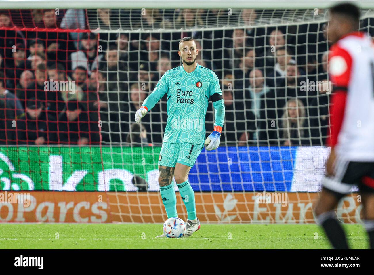ROTTERDAM, NETHERLANDS - NOVEMBER 13: goalkeeper Justin Bijlow of Feyenoord during the Dutch ...