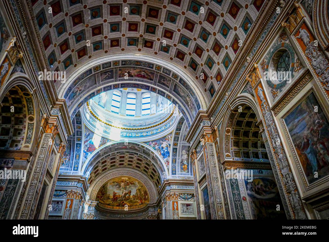 Christian churches in northern italy hi-res stock photography and ...