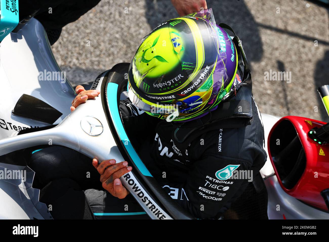 Lewis Hamilton (GBR) Mercedes AMG F1 W13 on the grid Stock Photo - Alamy
