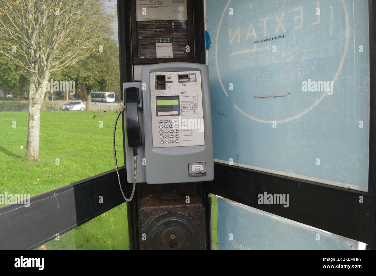 Bt phone box swansea hi-res stock photography and images - Alamy