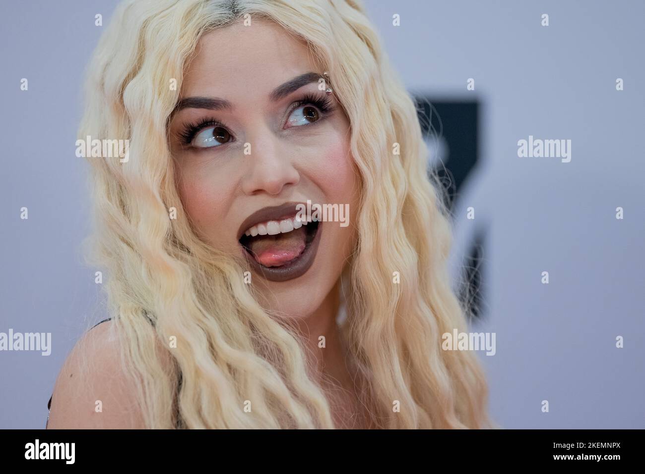 Duesseldorf, Germany. 13th Nov, 2022. Ava Max walks the red carpet at ...